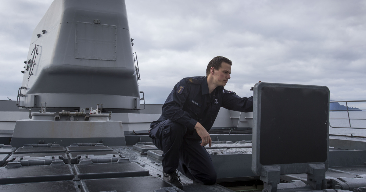 Onderofficier Technicus (SeWaCo) | WerkenbijDefensie.nl