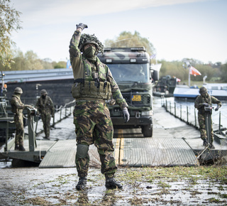 Specialistisch Dienjaar Defensie Onderofficier - WerkenbijDefensie.nl